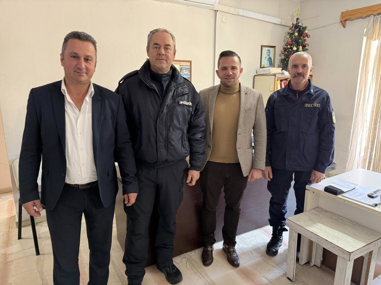 Εορταστικές επισκέψεις και μήνυμα στήριξης από τη ΔΕΕΠ Νέας Δημοκρατίας ...